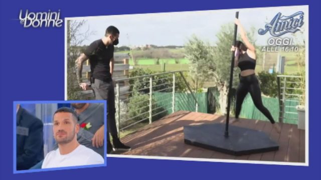 Esterna di Luca e Camilla 16 febbraio - Uomini e donne Clip | Witty TV