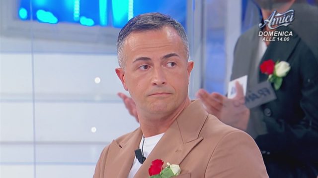 Riccardo: ”Una storia finisce quando…” - Witty TV