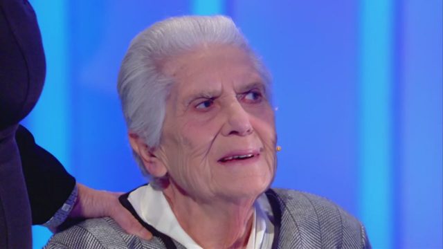 La storia di Vanda - C'è posta per te Clip | Witty TV