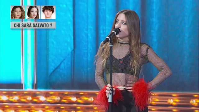 Angelina Something’s got a hold on me 18 marzo - Amici Clip | Witty TV