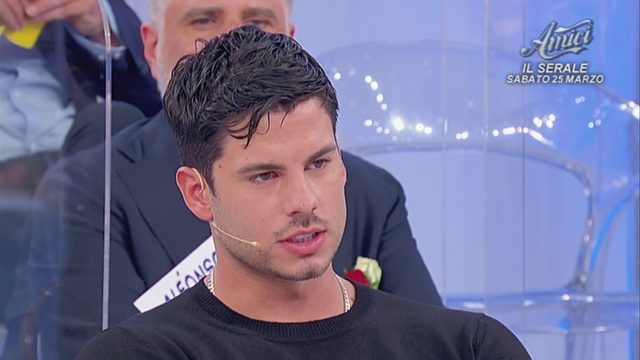 Luca: ”Non mi sono mai fidanzato perché…” - Witty TV