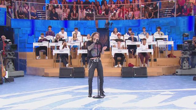 Matthew Message in a bottle 22 ottobre - Amici Clip | Witty TV