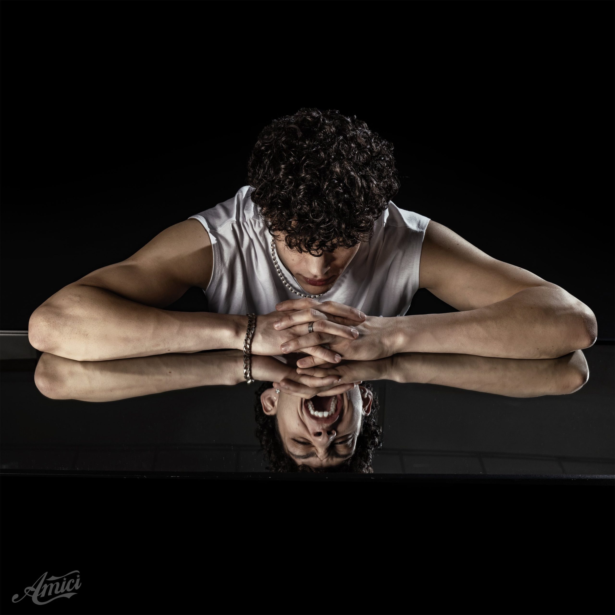 Testo dell’inedito di Mida FIGHT CLUB - Amici Diario | Witty TV