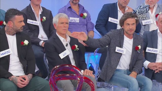 Alessio: ”Francesca, ho notato i tuoi sguardi con…” - Witty TV