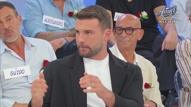 Flavio e le sue dichiarazioni - Witty TV