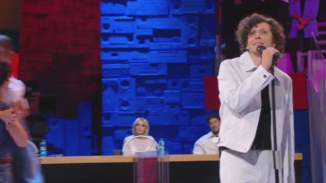 Ermal Meta canta ”Io ti conosco” – 16 novembre - Witty TV